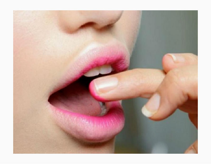 Simple Tutorial On How To Get Gradient Lips Her Beauty