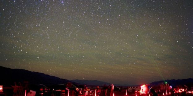 ≡ 9 Best Places in the World to Go Stargazing 》 Her Beauty
