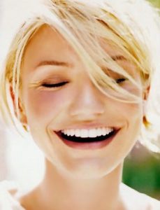 ≡ 12 Tips on How to Look 30 Years Old When You’re 50 Years Old 》 Her Beauty