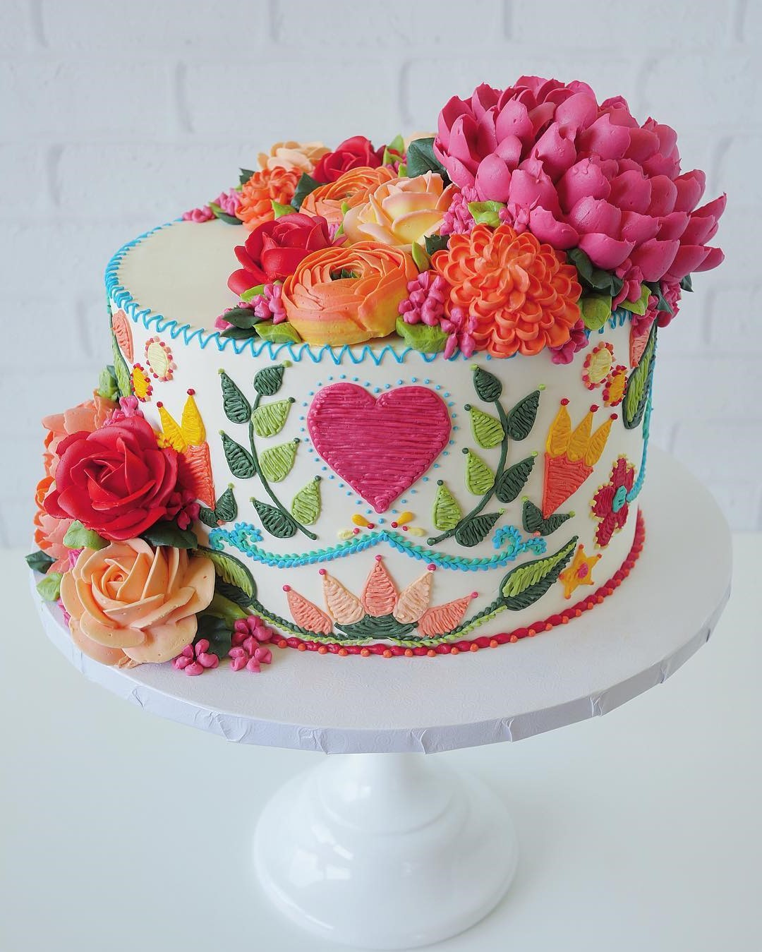 ≡ Embroidery Cakes by Leslie Vigil Will Bring You joy 》 Her Beauty