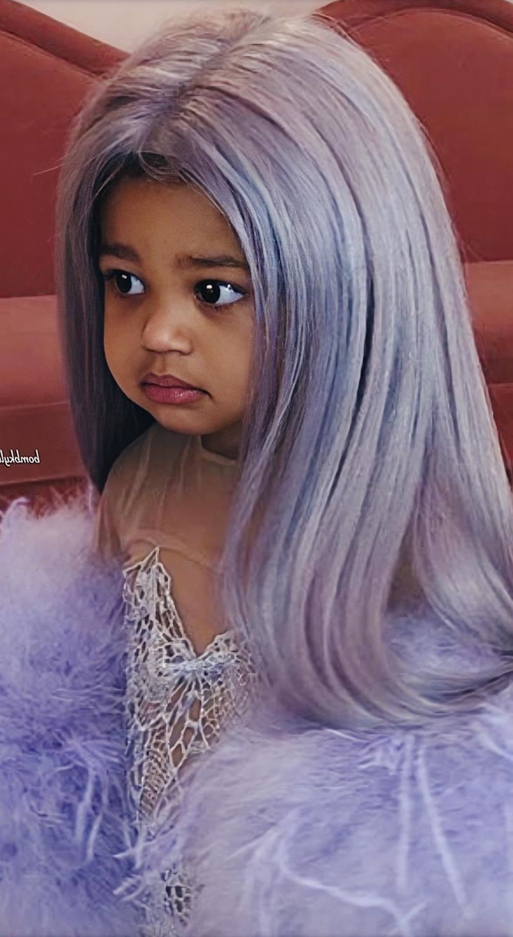 ≡ Stormi Webster Dressed As Mom Kylie and Dad Travis is Totally ...