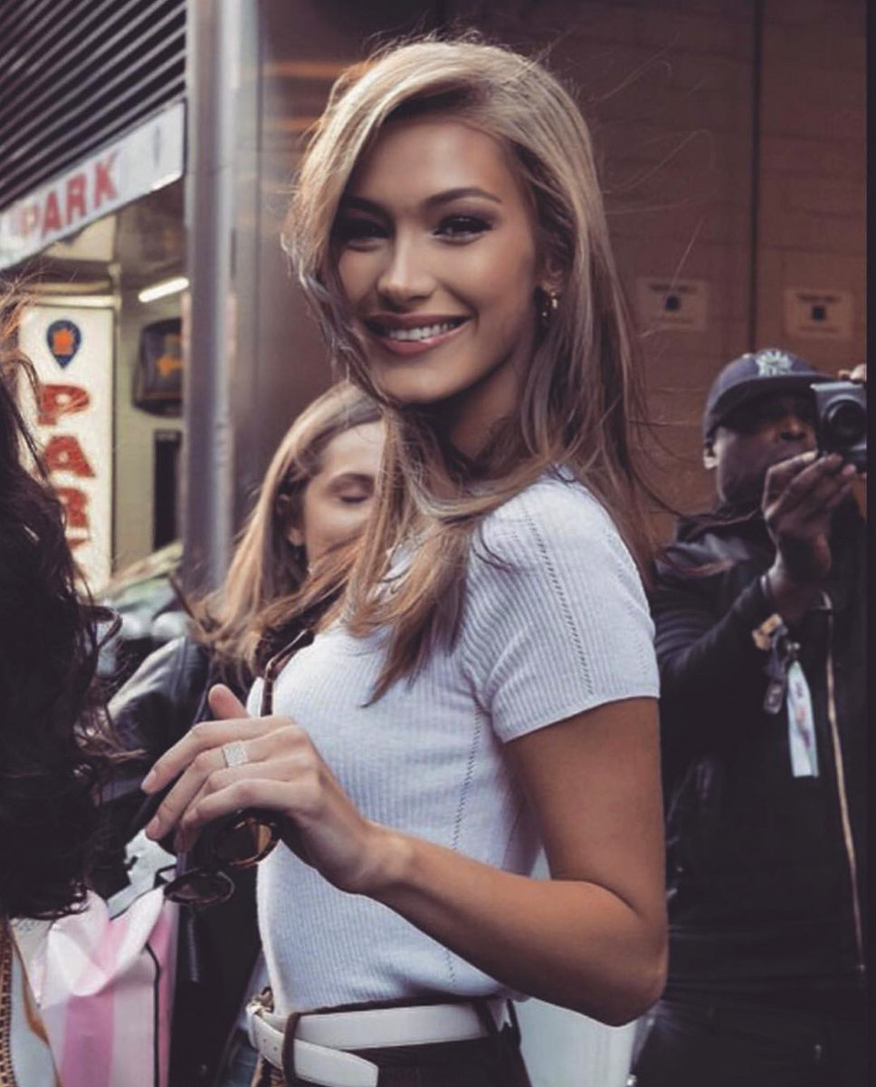 ≡ 8 Facts You Should Know About Bella Hadid 》 Her Beauty