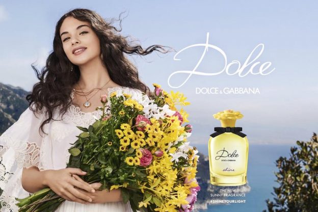 ≡ Monica Belucci and Vincent Cassel’s Daughter Deva On Shoot In Italy ...