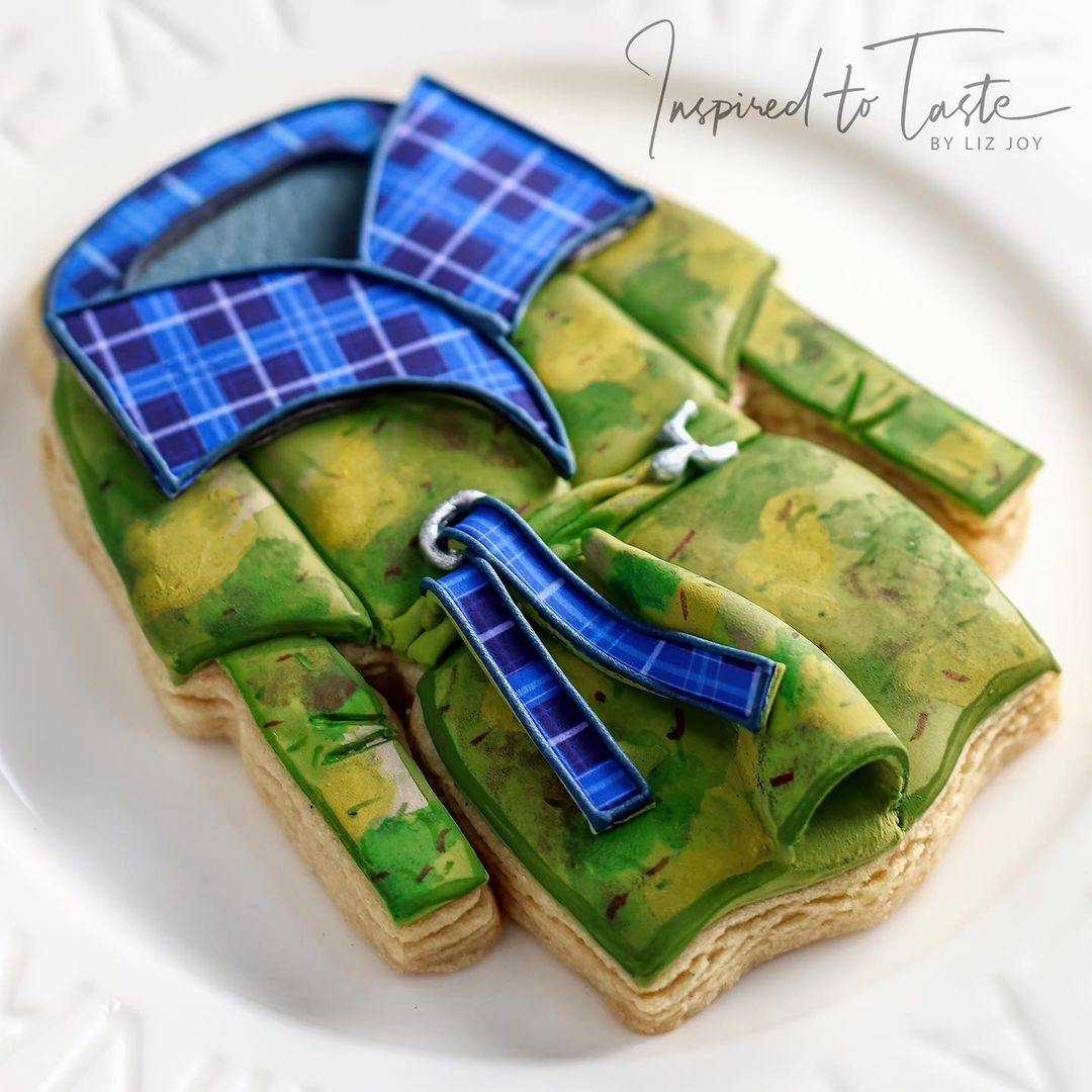≡ Jaw-dropping Designer Outfits Made From Cookies 》 Her Beauty