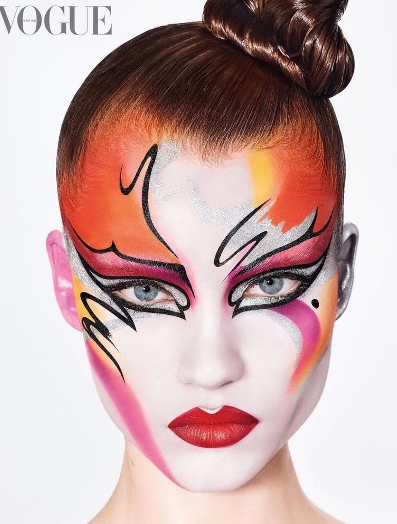 ≡ Jaw-dropping Designer Outfits Made From Cookies 》 Her Beauty