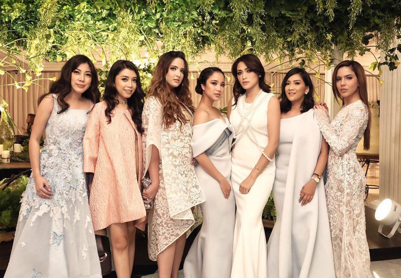 ≡ 6 Fakta Jessica Iskandar, Artis Cantik Tanah Air 》 Her Beauty