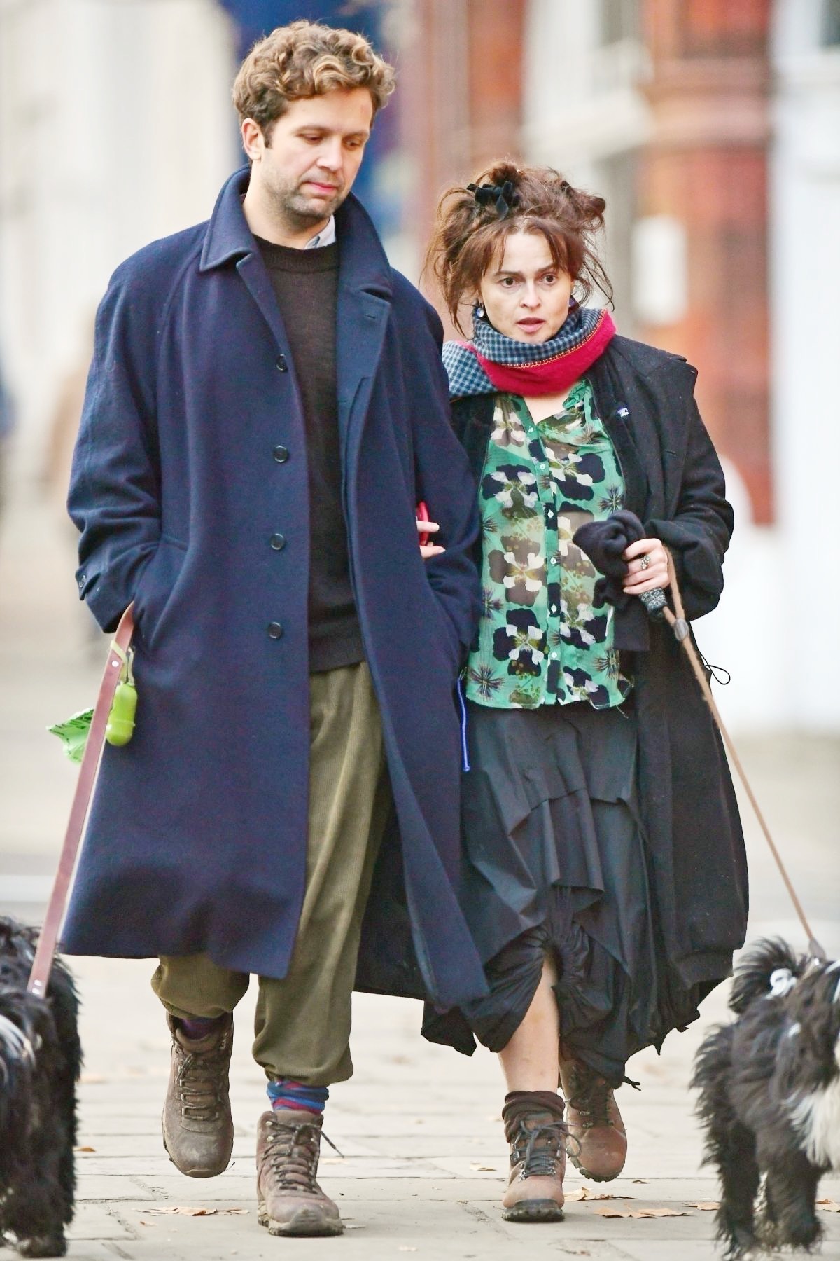 ≡ Helena Bonham Carter And Her Unique Street Style 》 Her Beauty