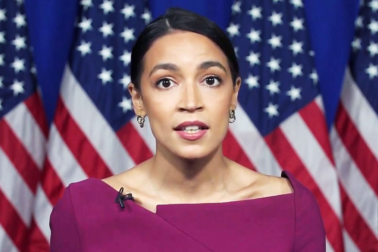 ≡ 12 Most Famous Female Politicians 》 Her Beauty