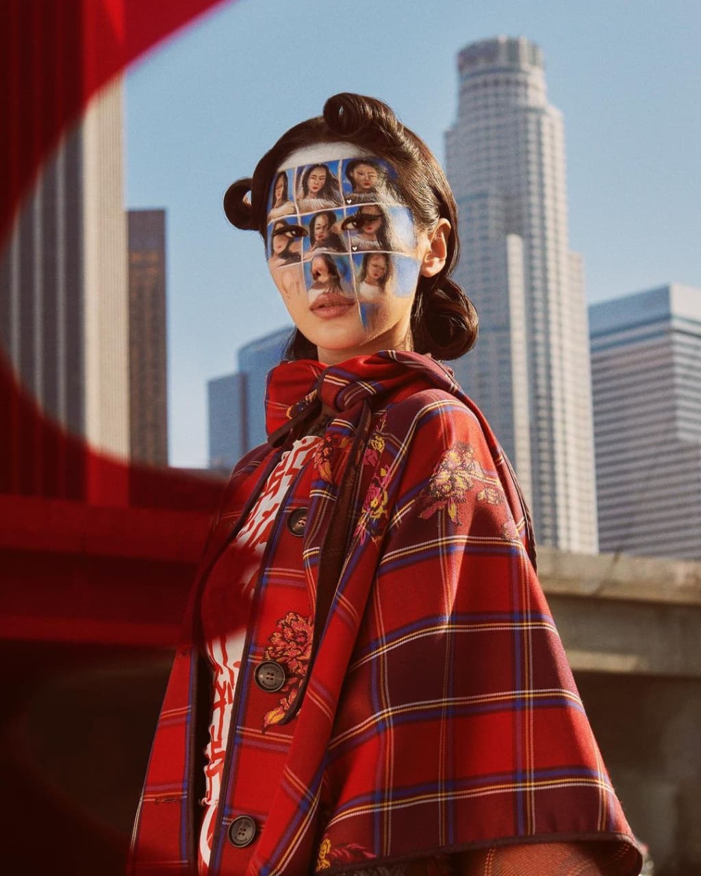 ≡ Dain Yoon Uses Herself As A Canvas For Surreal Art 》 Her Beauty