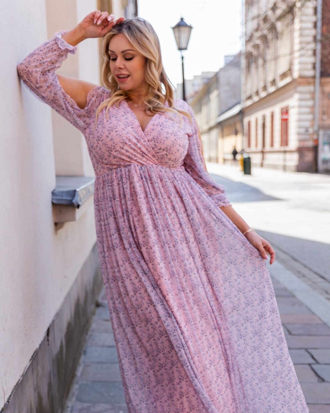 ≡ Gwiazdy Mody znane ze swojego „Plus Size” 》 Her Beauty