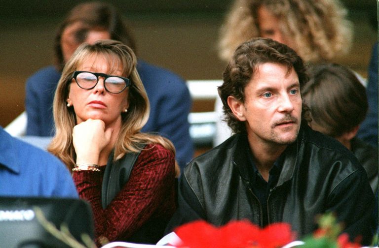 ≡ Francis Cabrel, sa relation avec Mariette depuis leurs 17 ans 》 Her ...