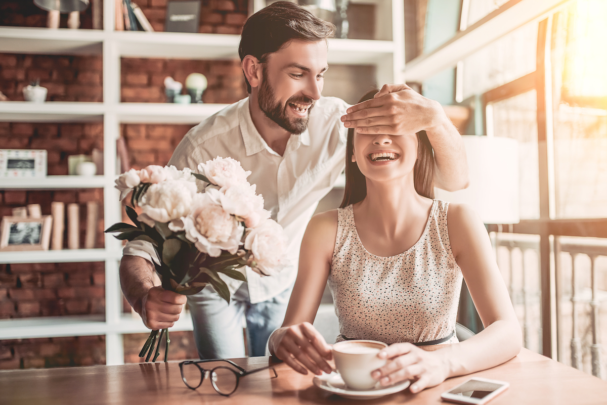 ≡ 9 Signs You Love Your Partner More Than He Loves You 》 Her Beauty