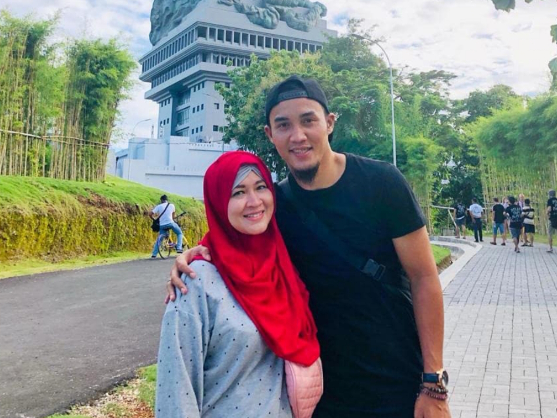 ≡ Okie Agustina Gugat Cerai Gunawan Dwi Cahyo! Karena Selingkuh? 》 Her Beauty