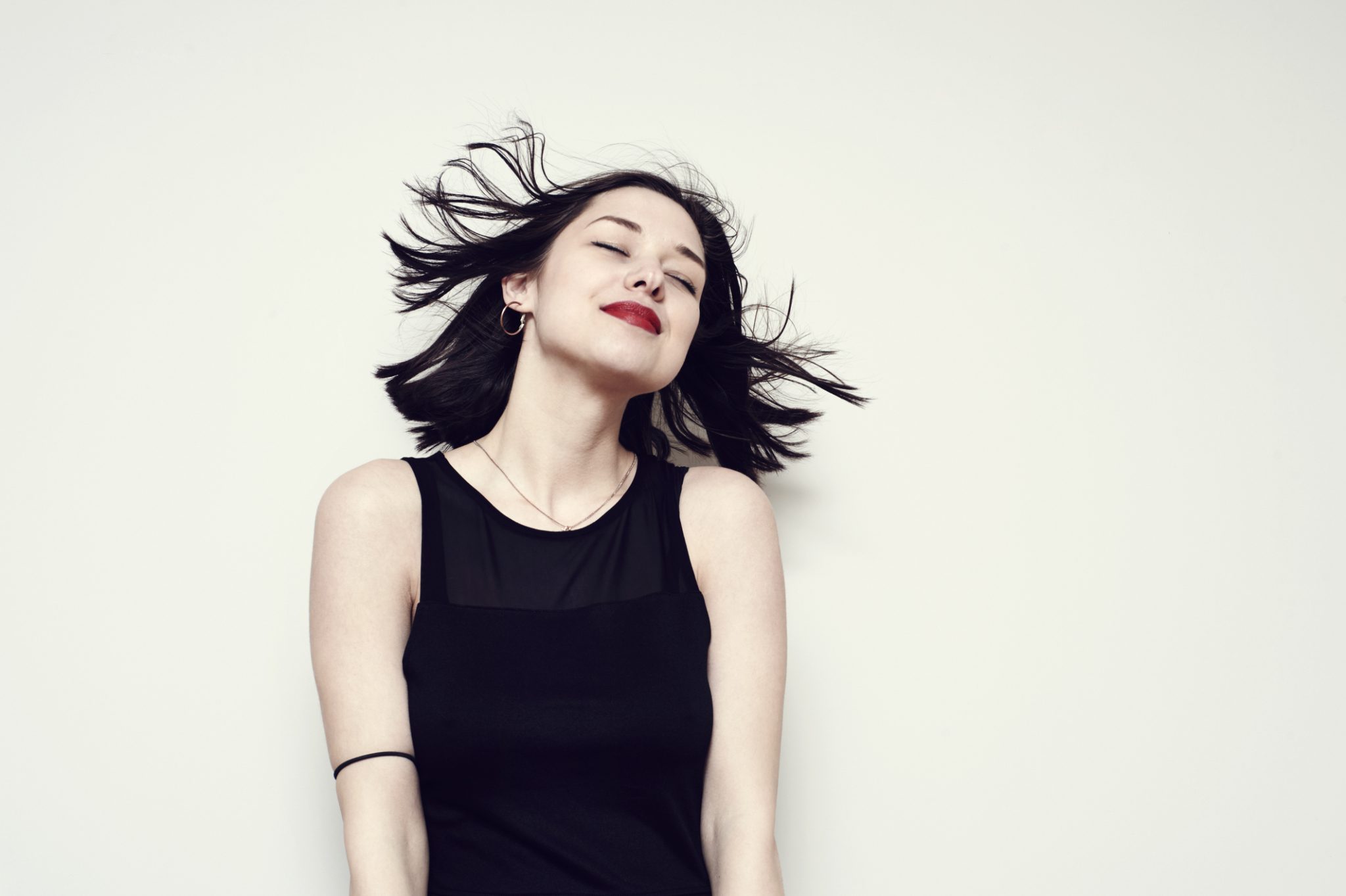 ≡ Top 10 Traits of an Admirable Woman 》 Her Beauty