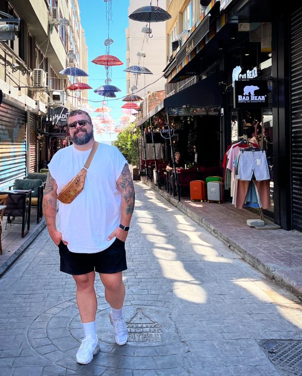 ≡ 15 Body-Positive Influencers To Follow For Your Daily Dose Of ...