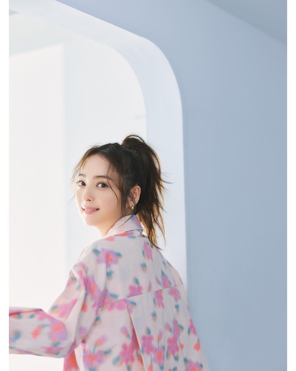 ≡ Top 12 Most Beautiful Japanese Women 》 Her Beauty