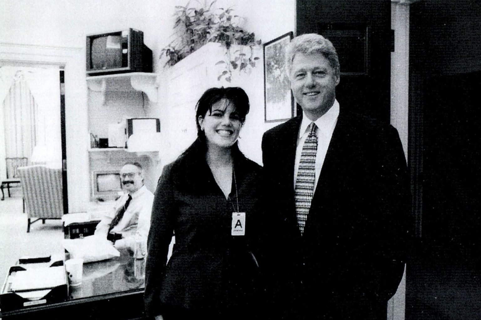 ≡ Monica Lewinsky's New Podcast 'Reclaiming,' Financial Journey, and ...